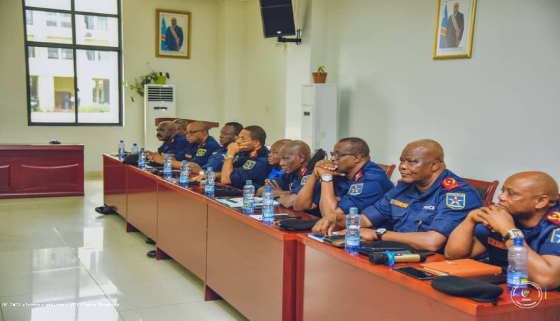 RDC : la police nationale congolaise recrute | Election-net 👉