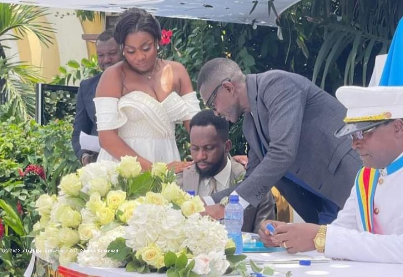 RDC : séduit par une Nyakeru, le célèbre humoriste Herman Amisi s'est ...