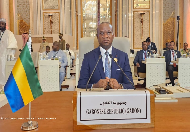 Gabon : le président Brice Clotaire Oligui Nguema dévoile son ...