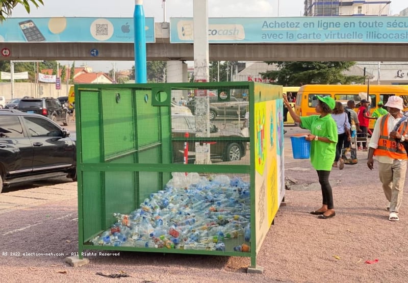 Kinshasa lance l'opération « Zéro plastique bouteille » pour lutter ...